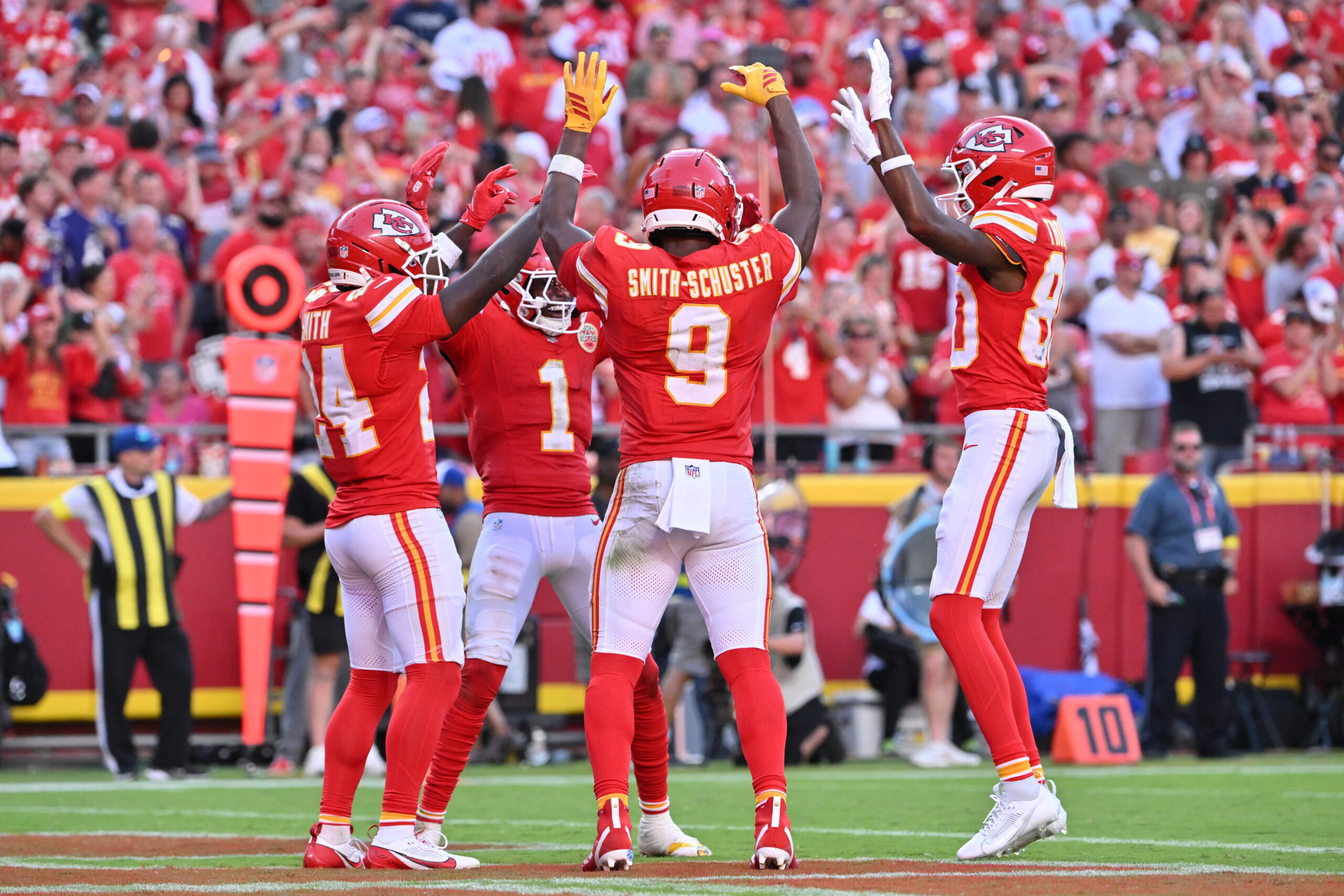 How To Watch Chiefs Games Live - 2025 Chiefs NFL Schedule + Results ...