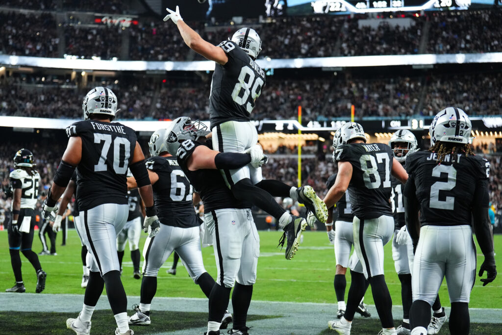 How To Watch Raiders Games Live - 2025 Raiders NFL Schedule + Results ...